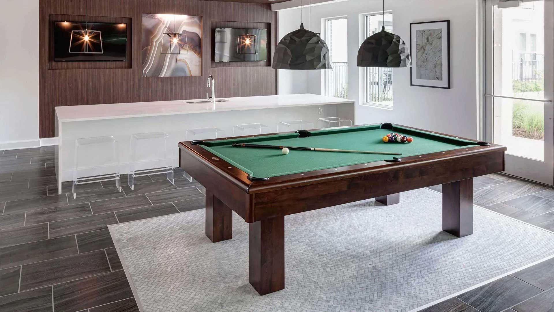 Connelly Billiards – Universal Billiards