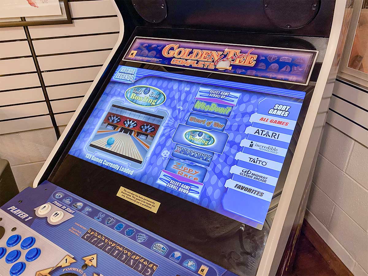 Arcade Games – Universal Billiards