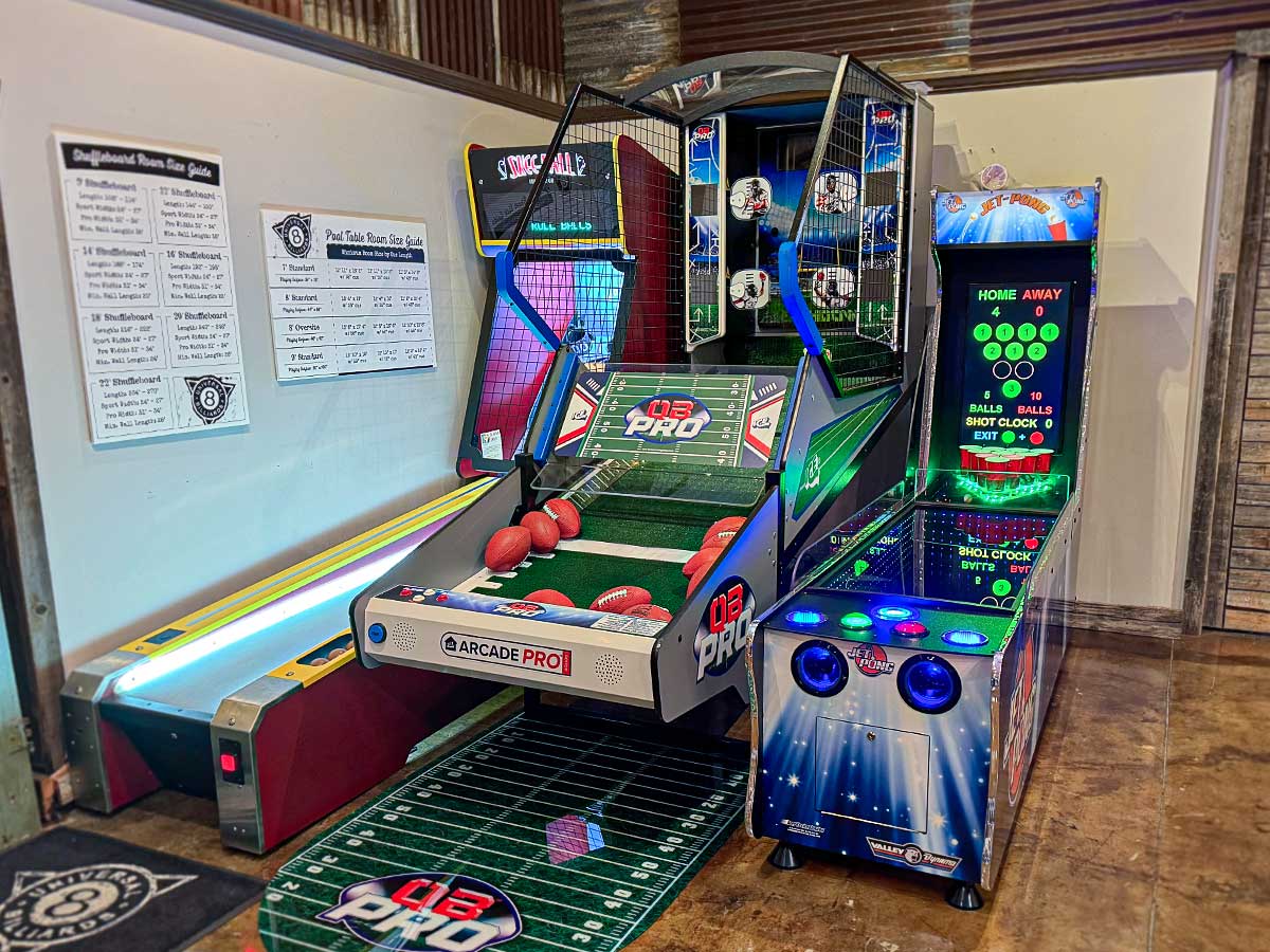 QB Pro Football – Universal Billiards